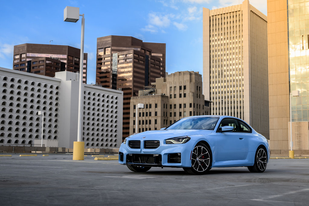 2024 BMW M2's Inline 6-Cylinder Engine Scores a Place on Wards Auto's ...