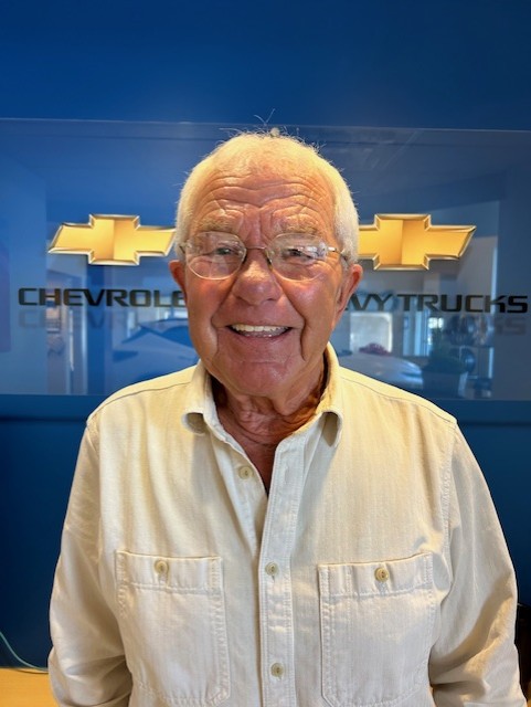 Meet Our Team | Cross-Town Motors Roblin in Manitoba