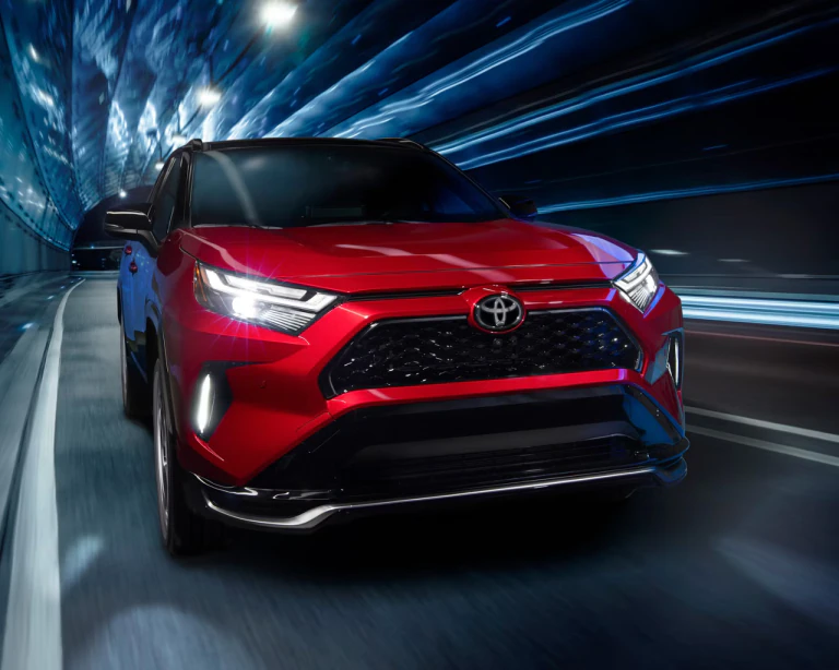 2026 Toyota RAV4 Hybrid vs. PHEV | Downtown Toyota in Toronto