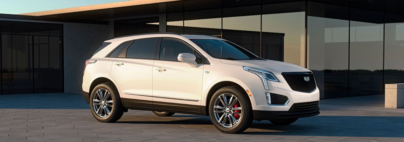 TOP REASONS TO CHOOSE A CADILLAC FOR YOUR NEXT LUXURY VEHICLE - Dueck ...
