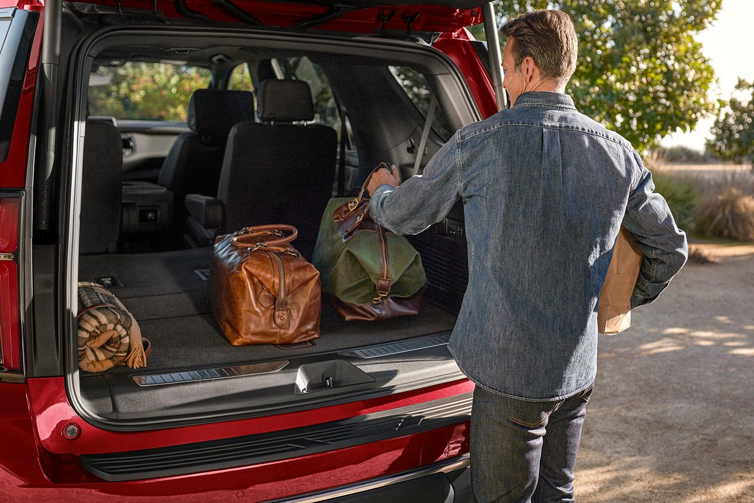 How Spacious is the 2025 Chevrolet Tahoe? - Greg Gardner Motors Ltd