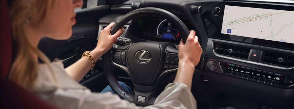 2025 Lexus UXh Technology Features | Lexus Downtown in Toronto, ON