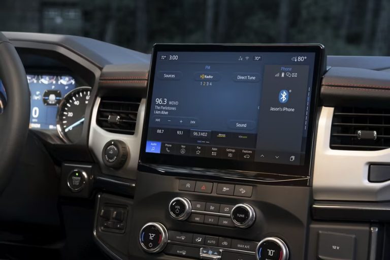 SYNC 4 With 12-inch LCD Touchscreen - Oakridge Ford