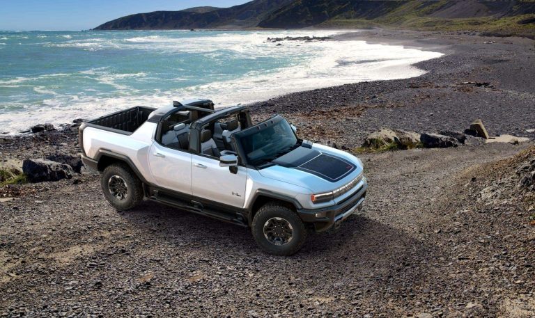 GMC Hummer EV | Selkirk GM in Manitoba