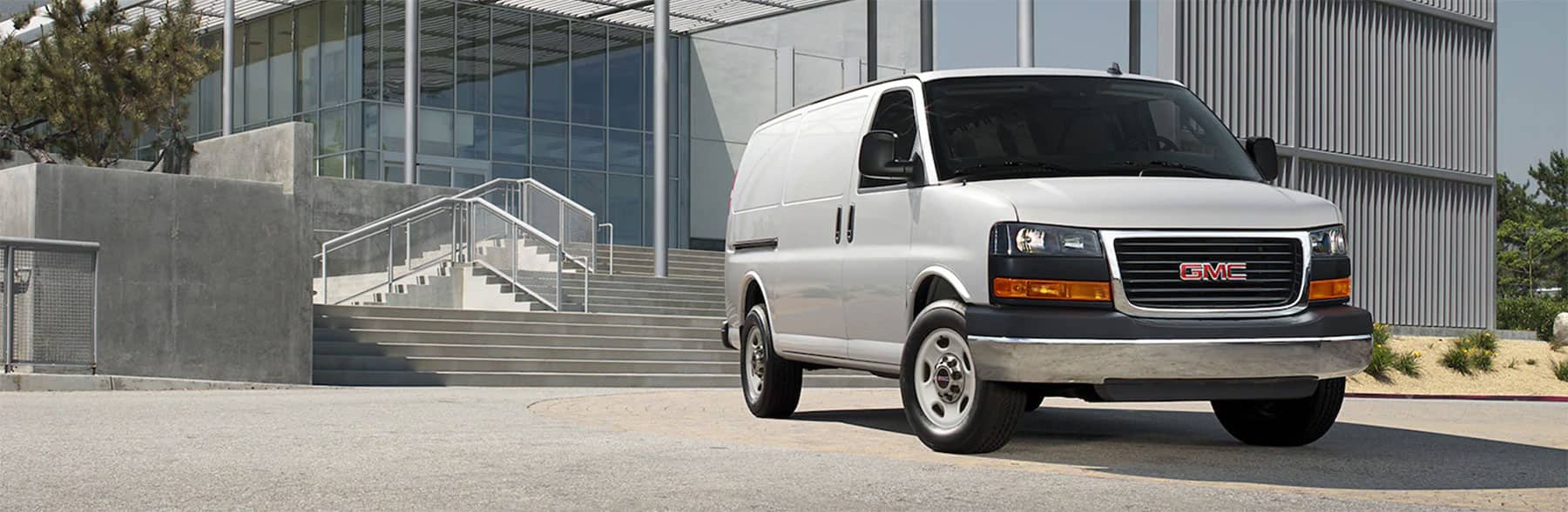 Fleet & Commercial Department | Yellowknife Motors in NT